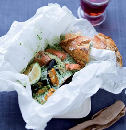 Baked mussel and salmon coconut curry parcels | Woolworths TASTE