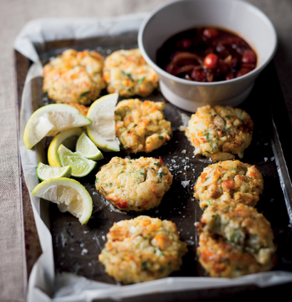 Haddock and fennel fish cakes | Woolworths TASTE