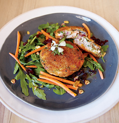 Salmon fish cakes | Woolworths TASTE