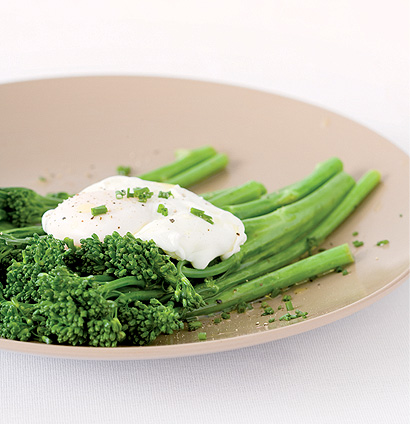 Seared Broccoli and Chilli recipe | Woolworths TASTE