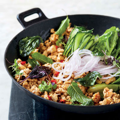 Aromatic chicken larb with crispy basil | Woolworths TASTE