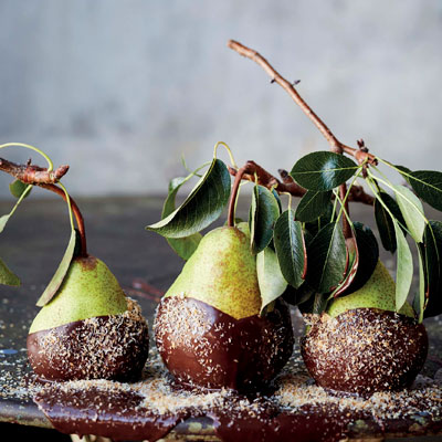 Pears Dipped in Chocolate Recipe | Delicious | WW TASTE