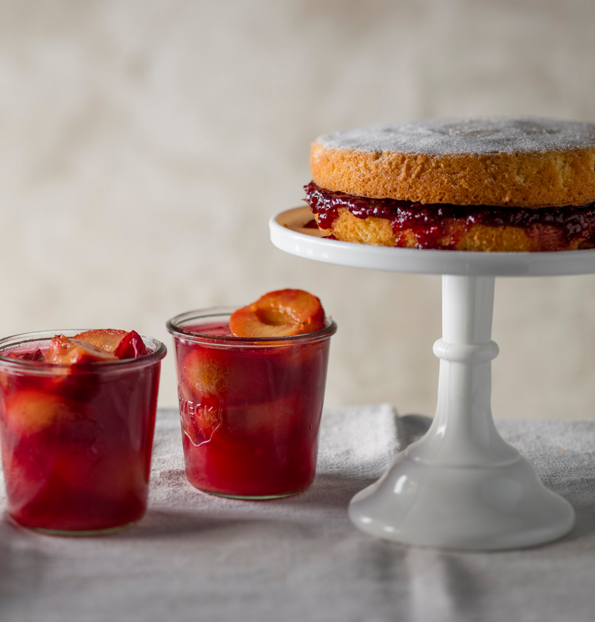 Nana's victorian sponge cake | Woolworths TASTE
