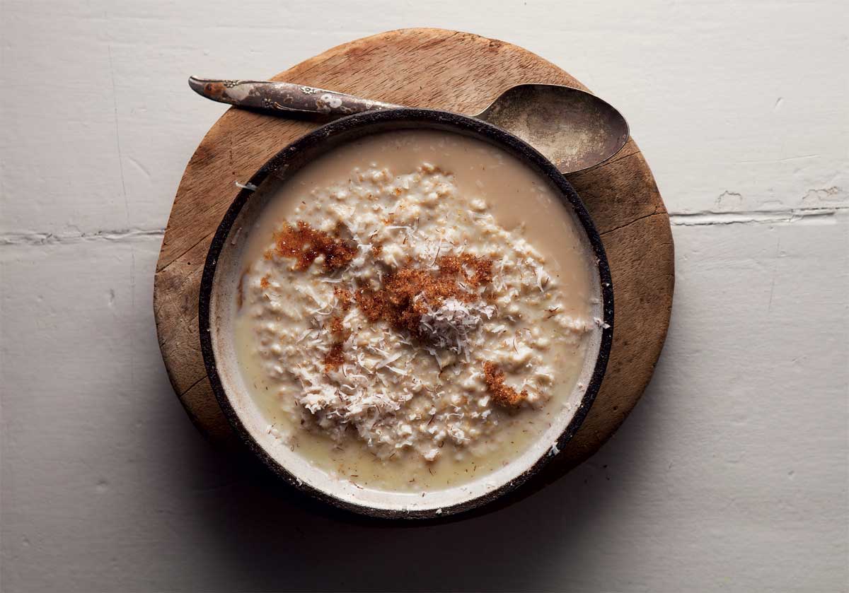 The perfect oat pour-overs | Woolworths TASTE