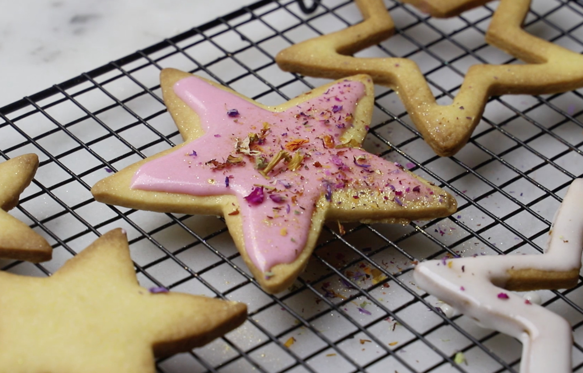 Easy peasy shortbread bsicuits recipe | Woolworths TASTE