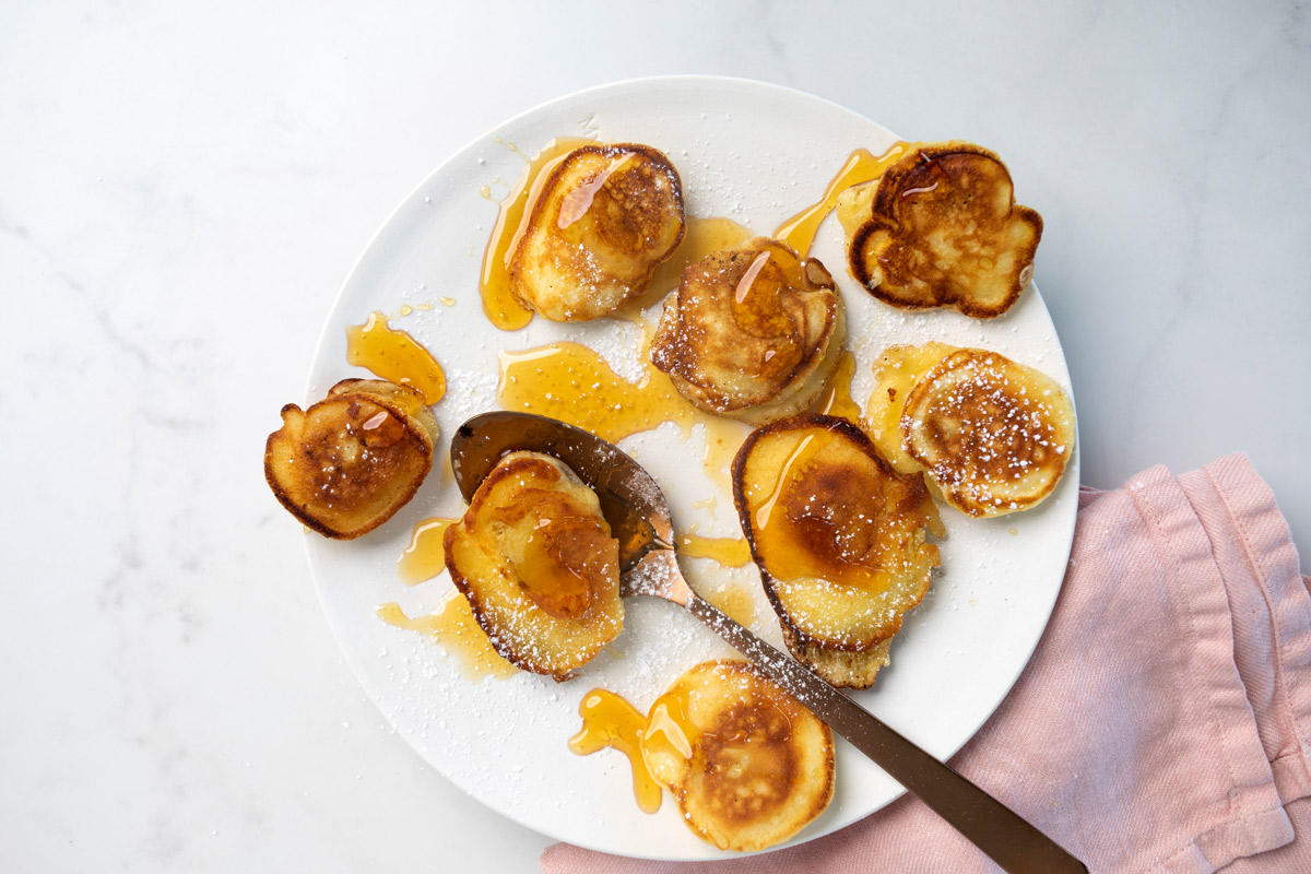 Mini banana flapjacks recipe | Delicious Snack | WW TASTE