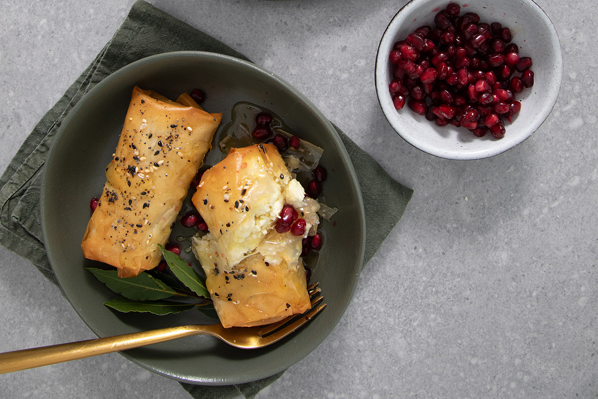 Baked salty and sweet feta and honey parcels | Woolworths TASTE