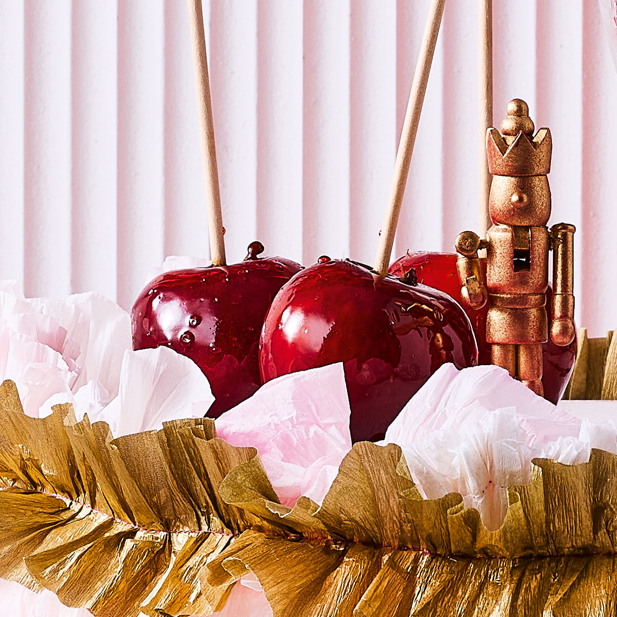 Classic toffee apples recipe | Woolworths TASTE