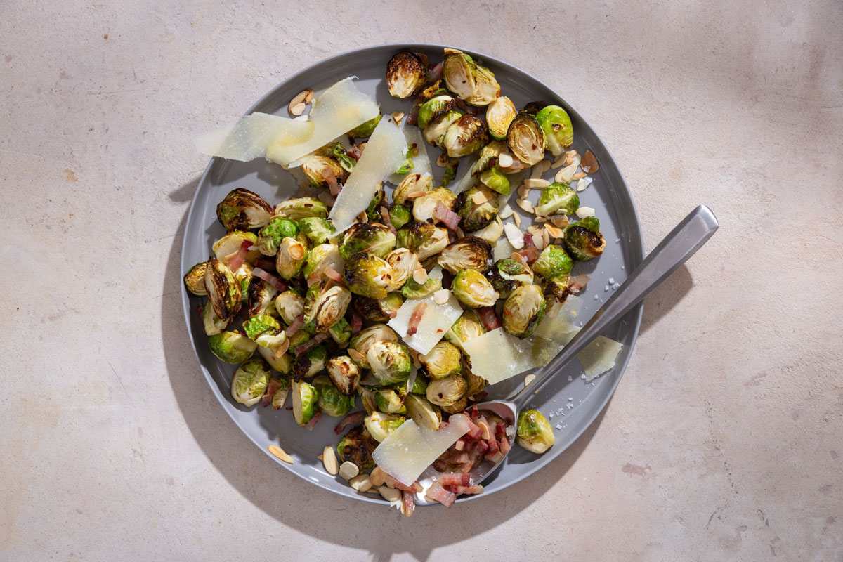 Roasted Brussels sprouts with pancetta, lime and chilli flakes ...