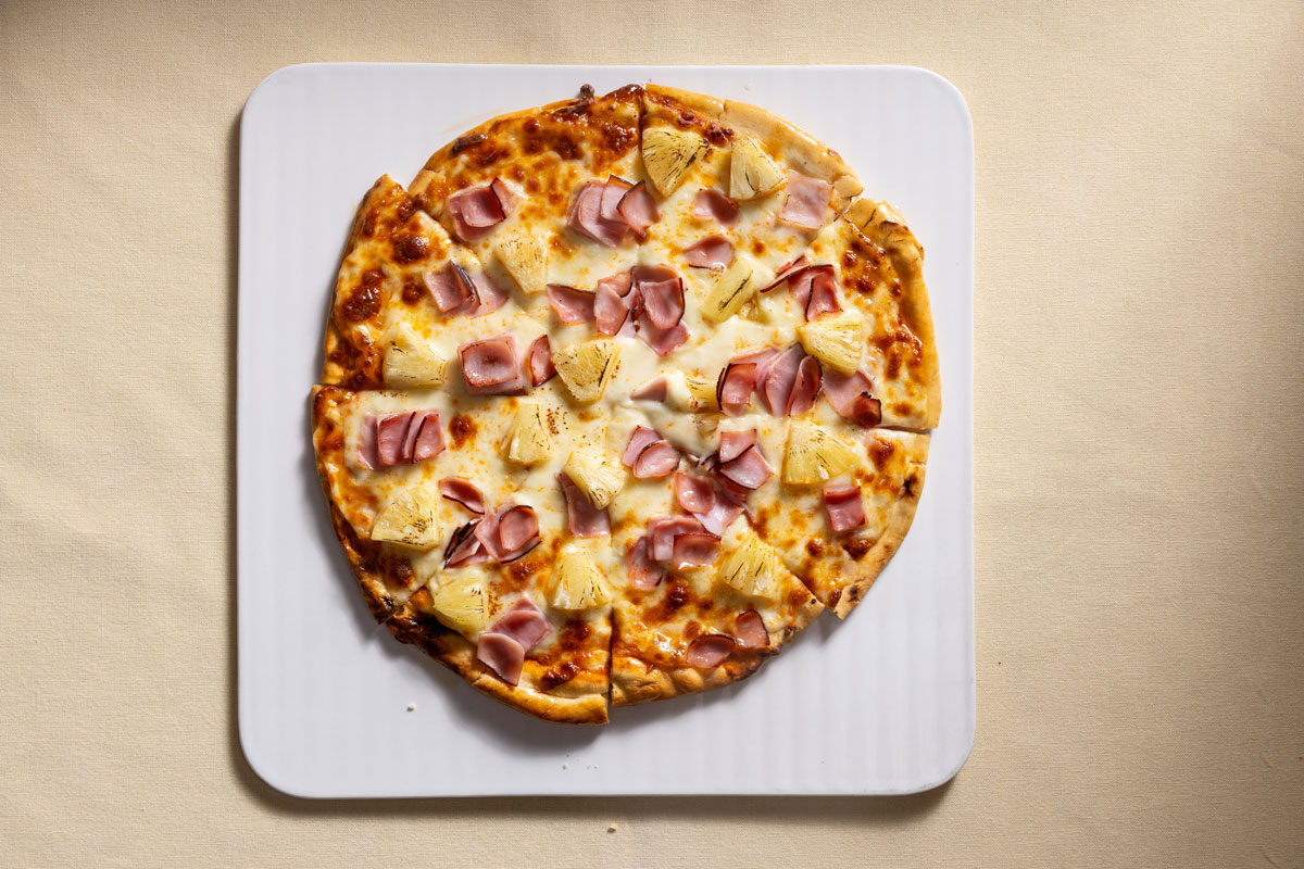 Hawaiian pizza | Classic Pizza | Woolworths TASTE