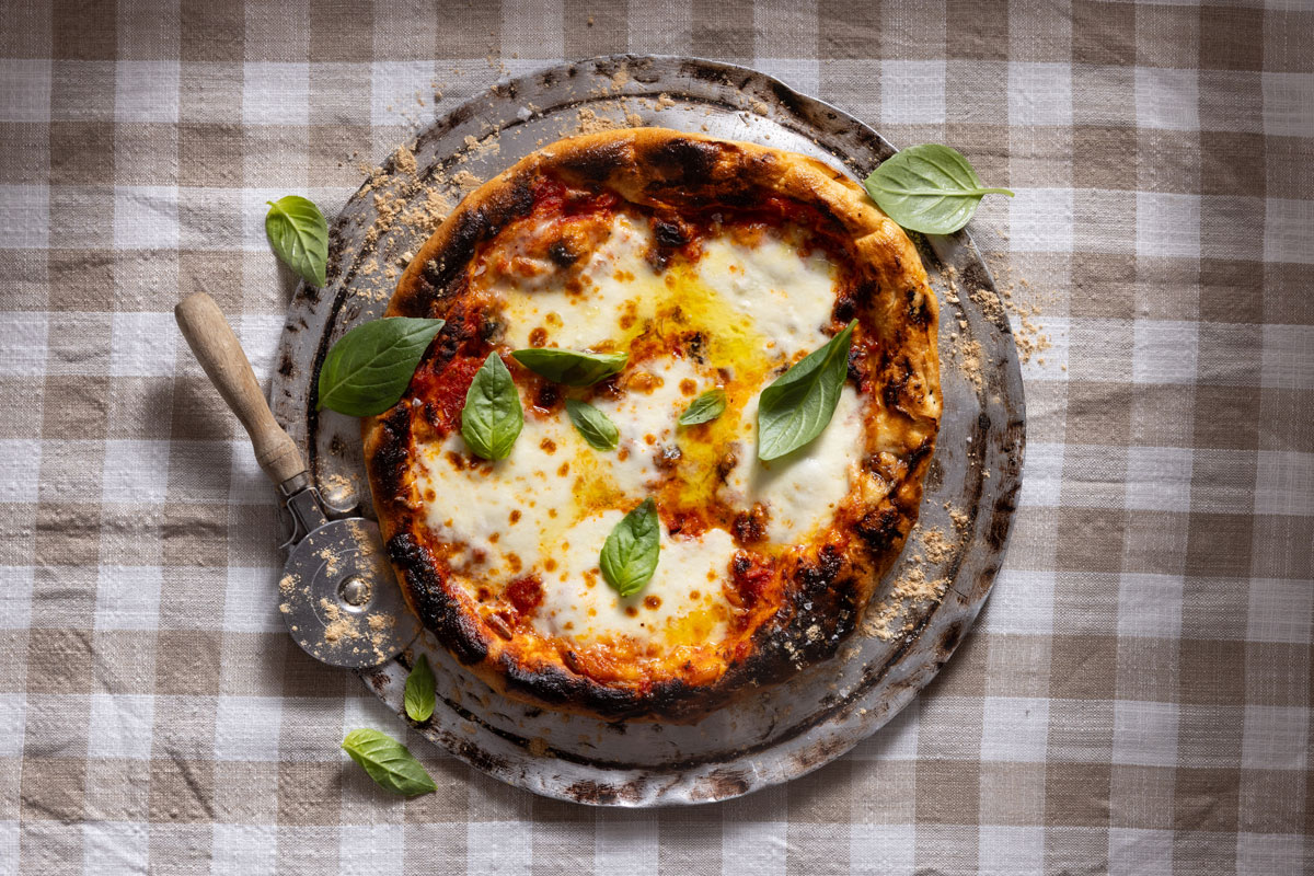 Napolitana pizza | Classic Pizza | Woolworths TASTE